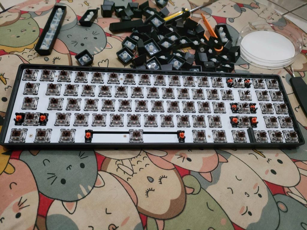 Review Dareu EK871 Trinity GTR: Kecil Mungil Namun Kaya Fitur - Hybrid ...